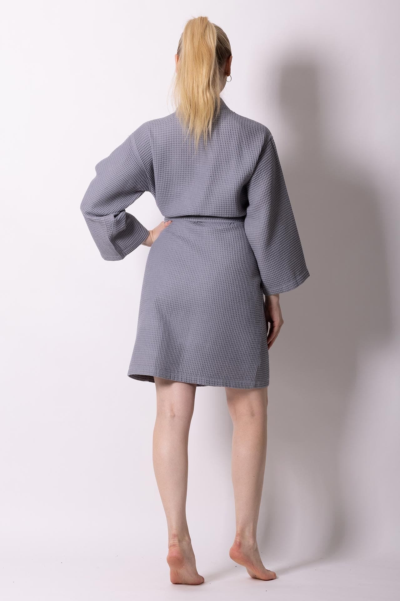 Here is Everything You Need to Know About How to Tie a Bathrobe ...